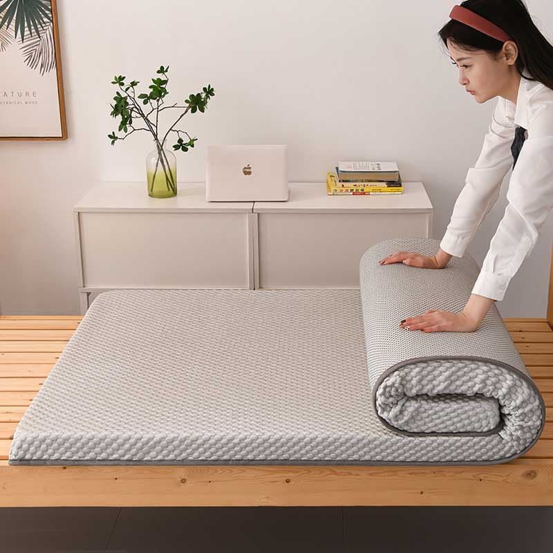 The Fascinating Process Behind Memory Foam Pillow Production